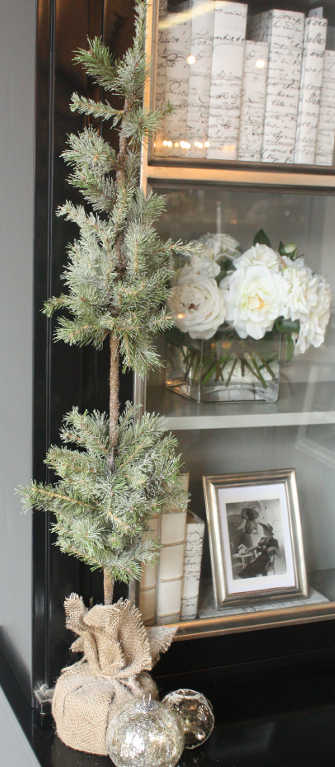 Decorating Simply for the Holidays